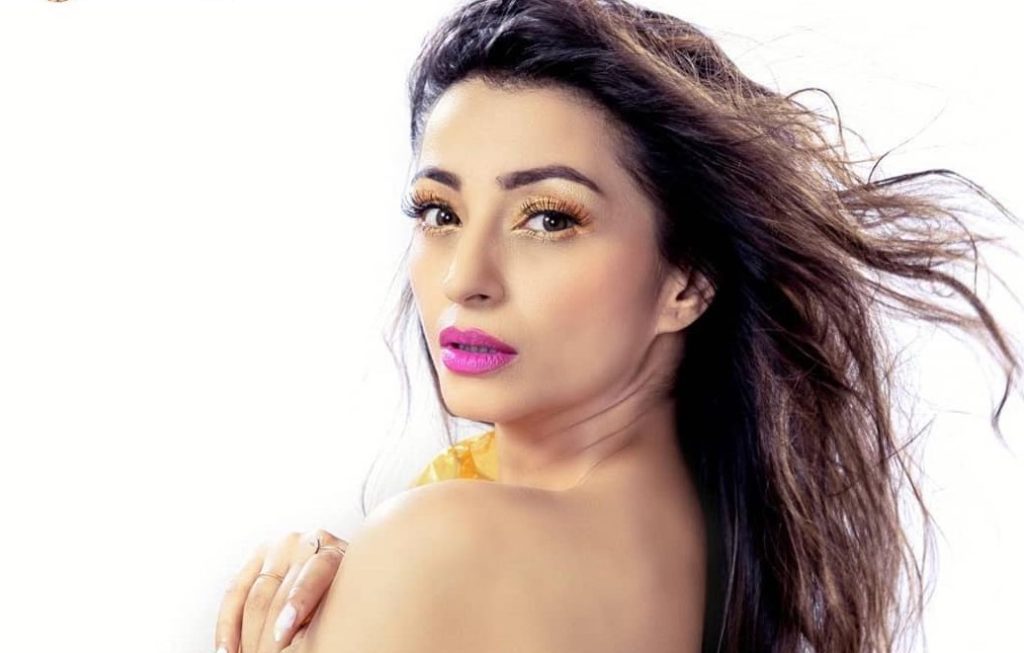 Ira Soni crossed all limits of bo*ldness, got a bo*ld photoshoot done ...