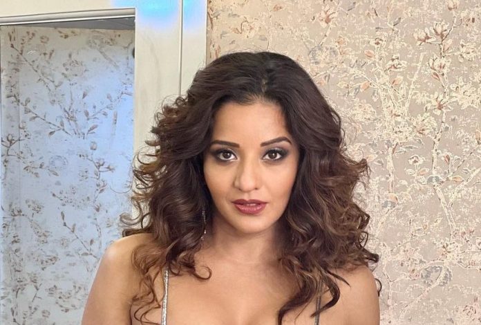 Monalisa did such a dance on a Bengali song, you will also become crazy ...