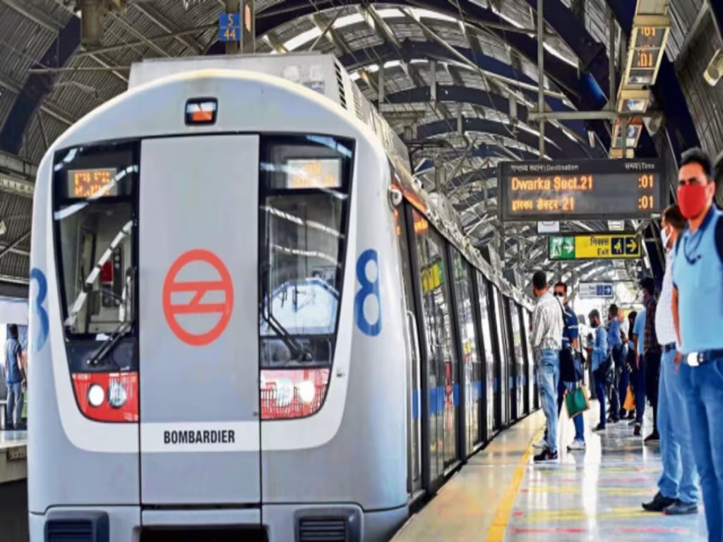 Delhi Metro: Attention Yellow Line travelers! Metro is running late ...