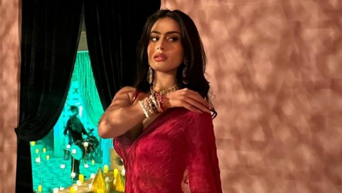 Neesa Devgan showed such a beautiful look at the age of 21 wearing a ...